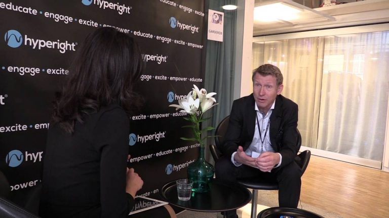 AIAW Podcast E173 - Christmas Special - Season 11 Finale - hyperight.com